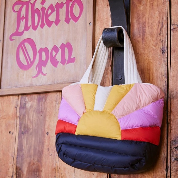 Marine Layer | Bags | Marine Layer Archive Quilted Puffer Sunset Tote ...